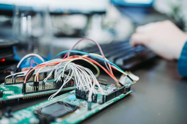 Slash Tech Australia — We make organisations better at what they do.